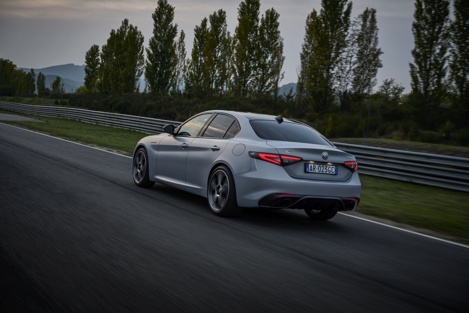 Alfa Romeo Giulia technical specifications and fuel economy